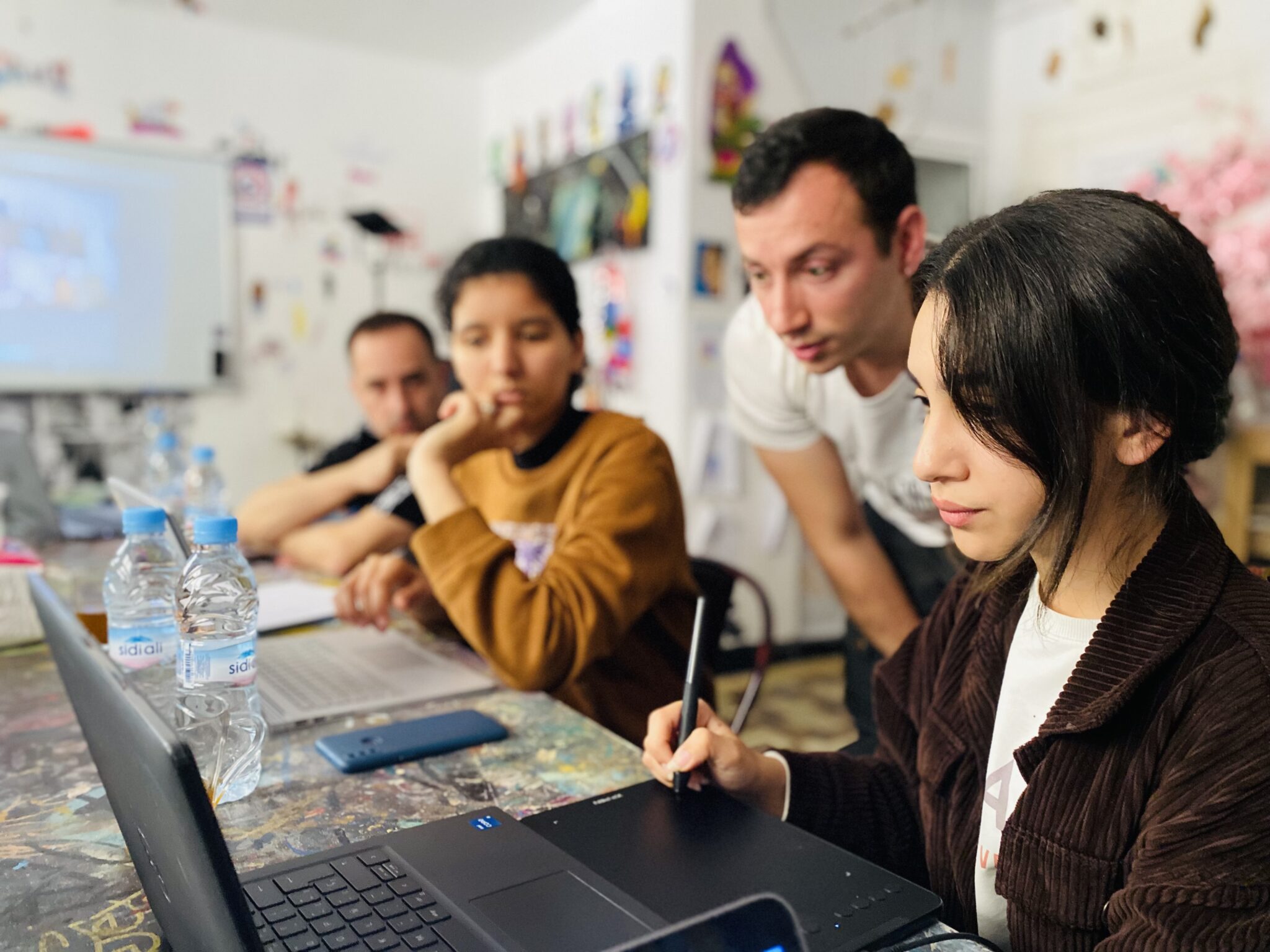 ART MEET TECHNOLOGY IN LABO – Live Room Project